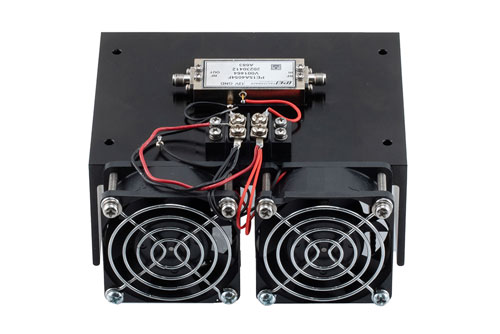 1 Watt P1dB, 2 GHz to 8 GHz, Medium Power Amplifier with Heatsink, SMA, 38 dB Gain, 5.5 dB NF