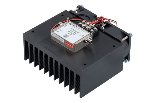1 Watt P1dB, 2 GHz to 18 GHz, Medium Power Amplifier with Heatsink, SMA, 30 dB Gain, 37 dBm IP3