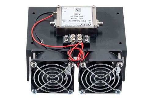2 Watt P1dB, 2 GHz to 18 GHz, Medium Power Amplifier with Heatsink, SMA, 30 dB Gain, 40 dBm IP3