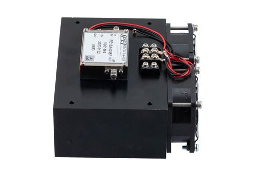 1 Watt P1dB, 2 GHz to 20 GHz, Medium Power Amplifier with Heatsink, SMA, 30 dB Gain, 38 dBm IP3