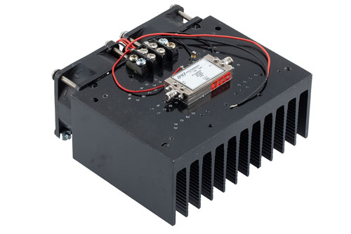 1 Watt P1dB, 6 GHz to 18 GHz, Medium Power Amplifier with Heatsink, SMA, 38 dB Gain, 10 dB NF