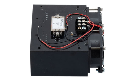 1 Watt P1dB, 6 GHz to 18 GHz, Medium Power Amplifier with Heatsink, SMA, 38 dB Gain, 10 dB NF