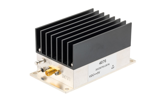 1.5 Watt P1dB, 3.2 GHz to 4 GHz, Medium Power GaAs Amplifier with Heatsink, 35 dB Gain, 42 dBm ...