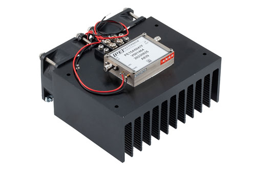 5 Watt P1dB, 2 GHz to 6 GHz, High Power Amplifier with Heatsink, SMA, 40 dB Gain, 44 dBm IP3