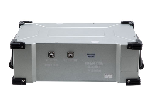 0.8W Psat, 40 dB Gain, 20 GHz to 47 GHz, AC Powered Broadband GaAs Power Amplifier with Heatsink ...