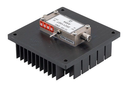 Temperature Compensated Low Noise Amplifier, 2 GHz to 8 GHz, 35 dB min Gain, P1dB 20 dBm, SMA ...