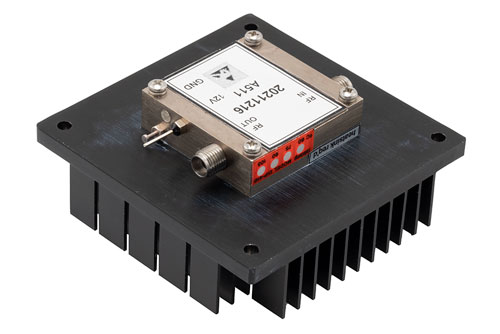 Temperature Compensated Low Noise Amplifier, 26.5 GHz to 40 GHz, 35 dB min Gain, P1dB 18 dBm, 2 ...