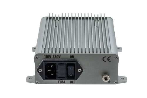 30 dB Gain, 25 dBm P1dB, 0.1 GHz to 6 GHz, Broadband AC Low Noise Amplifier, Bench-Top, 110 ...