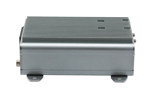 42 dB Gain, 16 dBm P1dB, 0.1 GHz to 18 GHz, Broadband AC Low Noise Amplifier, Bench-Top, 110 ...