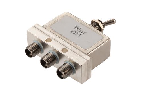 SP2T 2.92mm Female Manual Toggle Switch DC to 40 GHz, Rated to 20 Watts