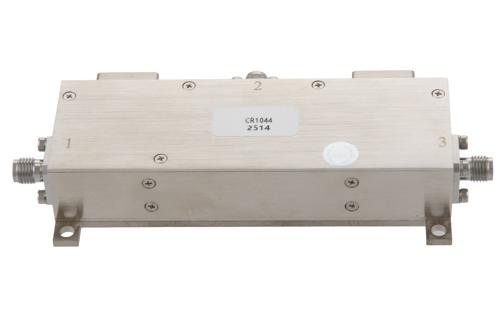 Circulator with 32 dB Isolation from 2 to 4 GHz, 100 Watts and SMA Female