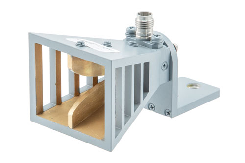 Broadband Gain Horn Antenna, 6 GHz to 67 GHz 13 dBi Gain, 1.85mm Female ...