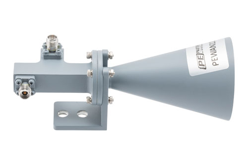 Broadband Horn Antenna, Dual Polarized 32 GHz to 38 GHz 21 dBi Gain, 2 ...